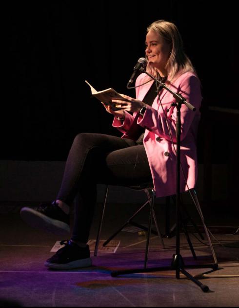 Iedere leerkracht moet kunnen voorlezen - MeerTaal